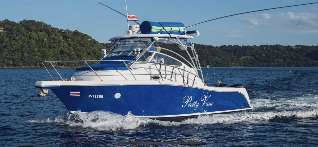 Pretty Vane 32 FT - Marina Charters Costa Rica